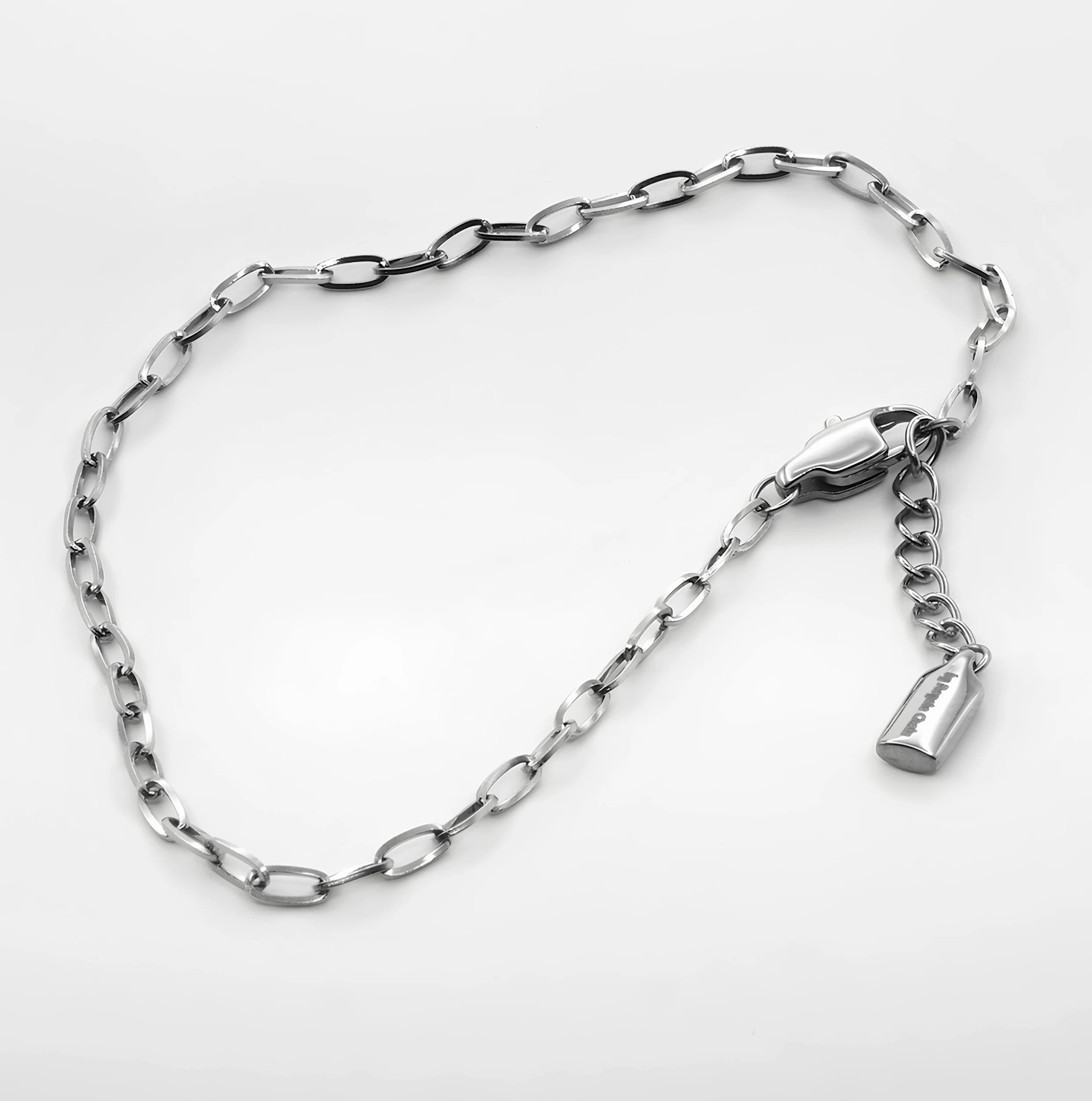 Hand bracelet «EON» – Royale Chain